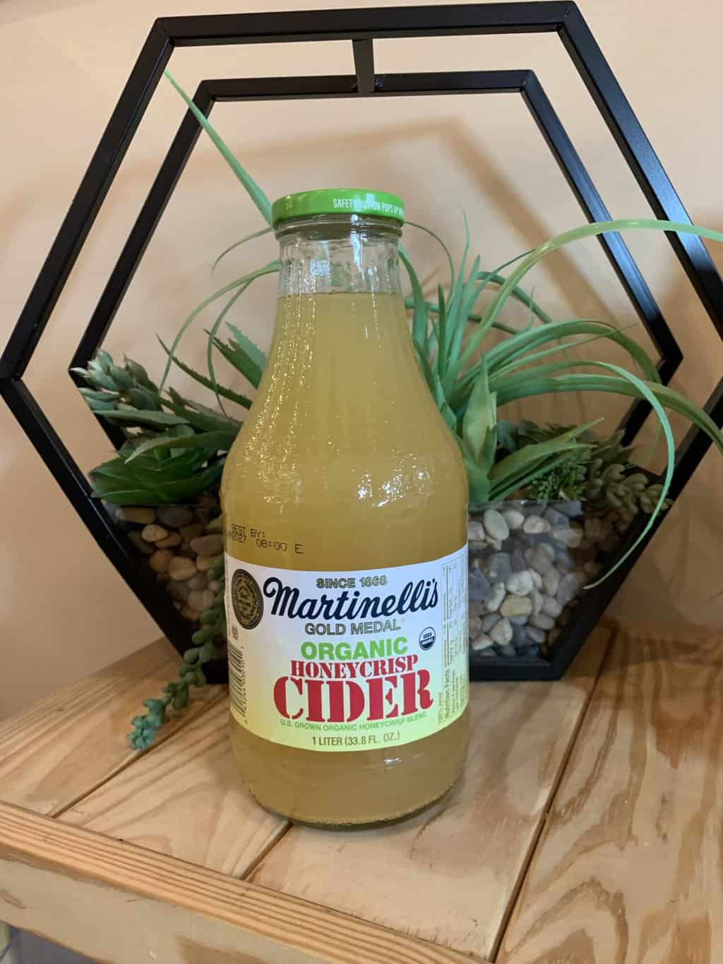 Martinelli’s Gold Medal Organic Honeycrisp Cider - Yelm Food Coop